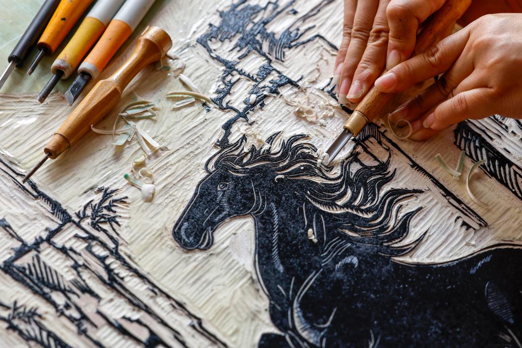 Huizhou woodblock print in E China's Anhui | 极目新闻