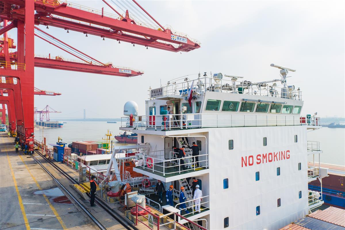 View of Yangluo Port in Wuhan | 极目新闻