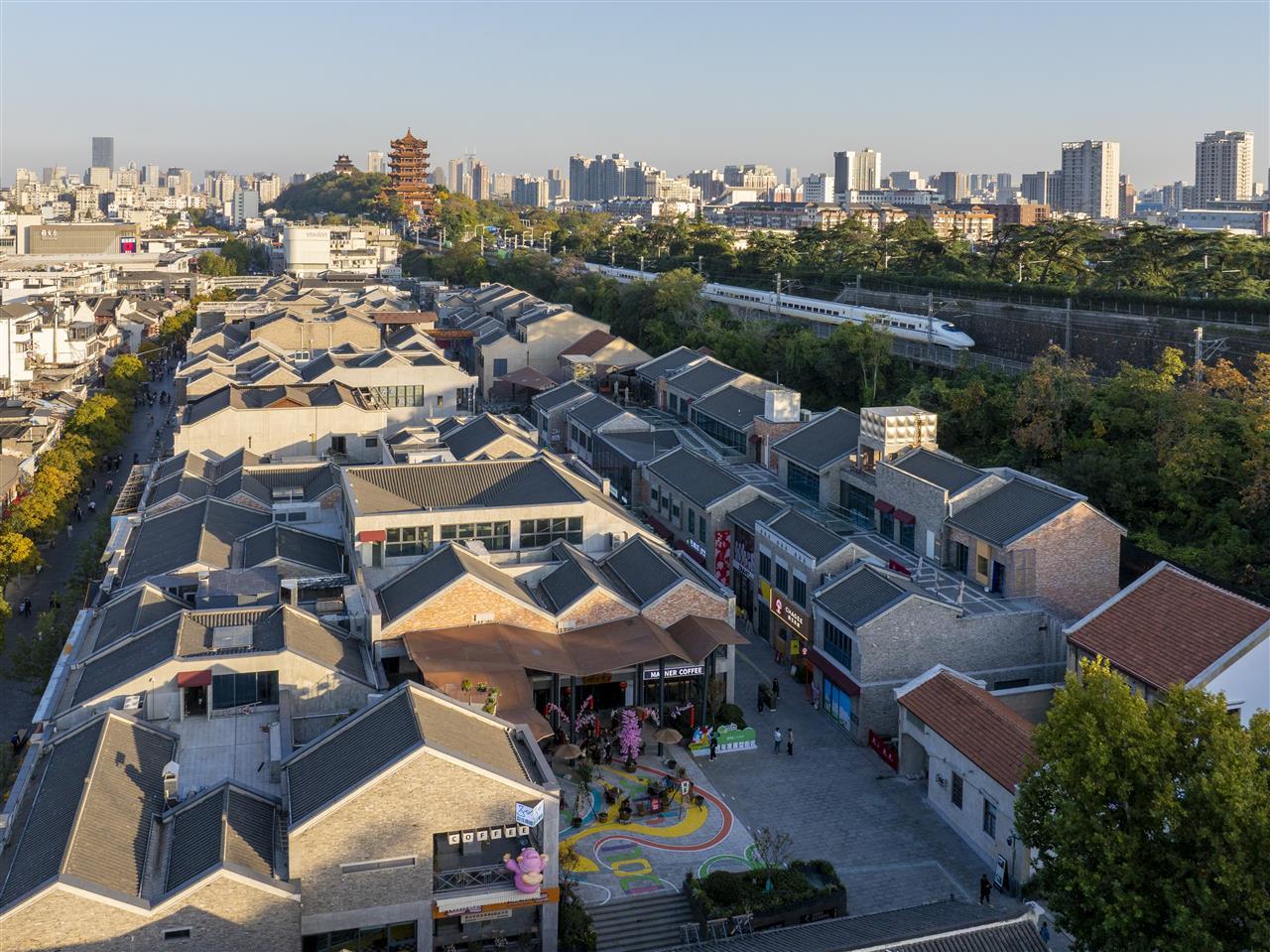 武昌斗级营蝶变为“看得见历史，留得住乡愁”的风景线 | 极目新闻