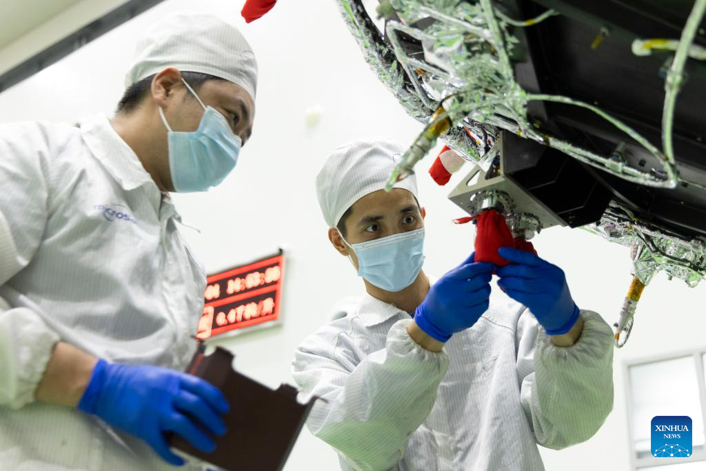 China-Europe SMILE satellite to depart for Europe | 极目新闻