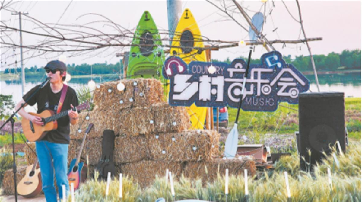 Amazing China Colorful Jingchu：Small village goes viral: Urban dwellers ...
