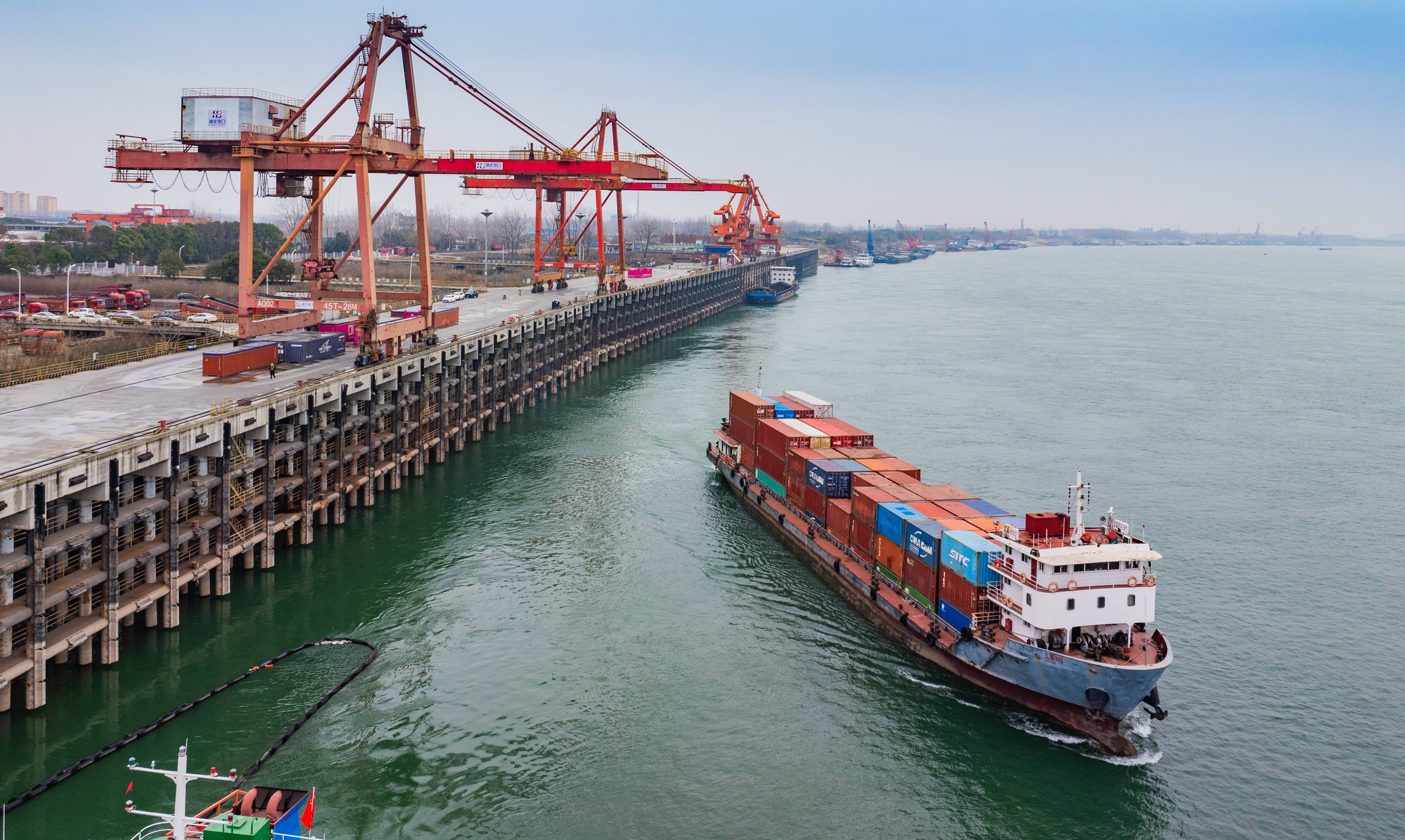 View of Jingzhou Port in Hubei | 极目新闻